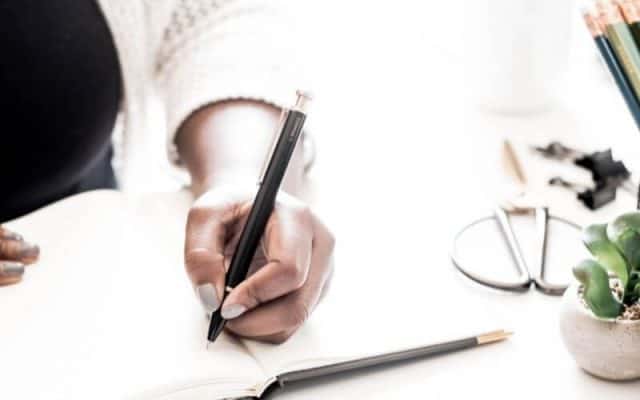 How to Start a Successful Book Club: A Comprehensive Guide - Mind Joggle